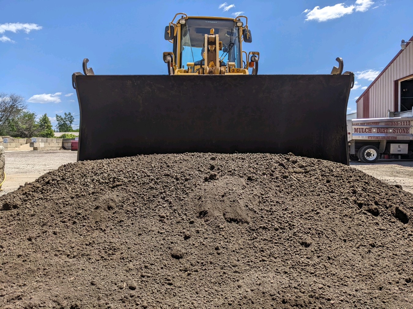 Dirt | Bulk Dirt for Sale | Steve Miller Inc
